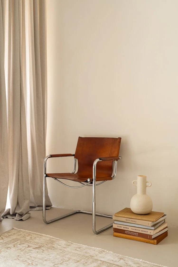 ROOTED IN ESSENTIALS: A KTHOM Q&A WITH KRISTEN THOMAS