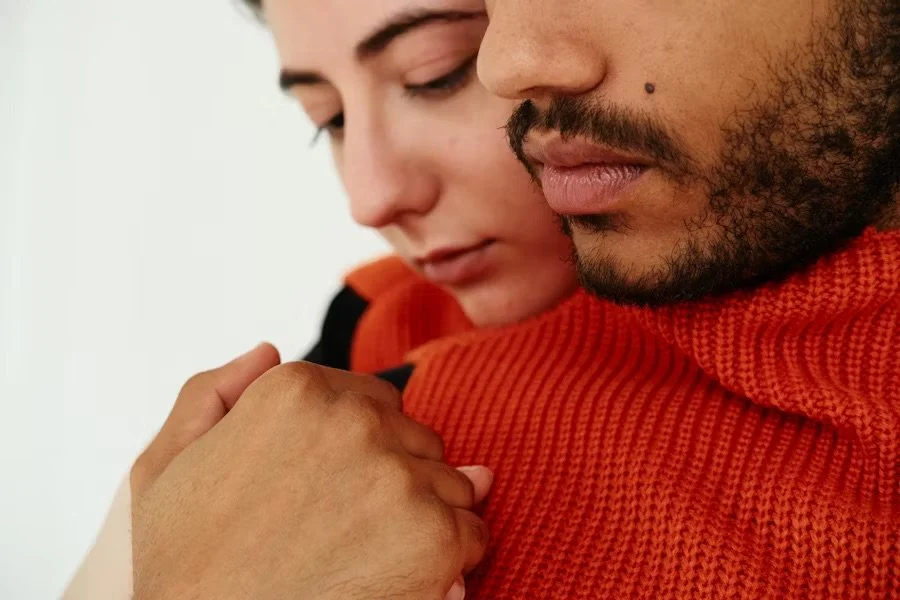 Unlock Emotional Intimacy: How Vulnerability Builds Stronger ...