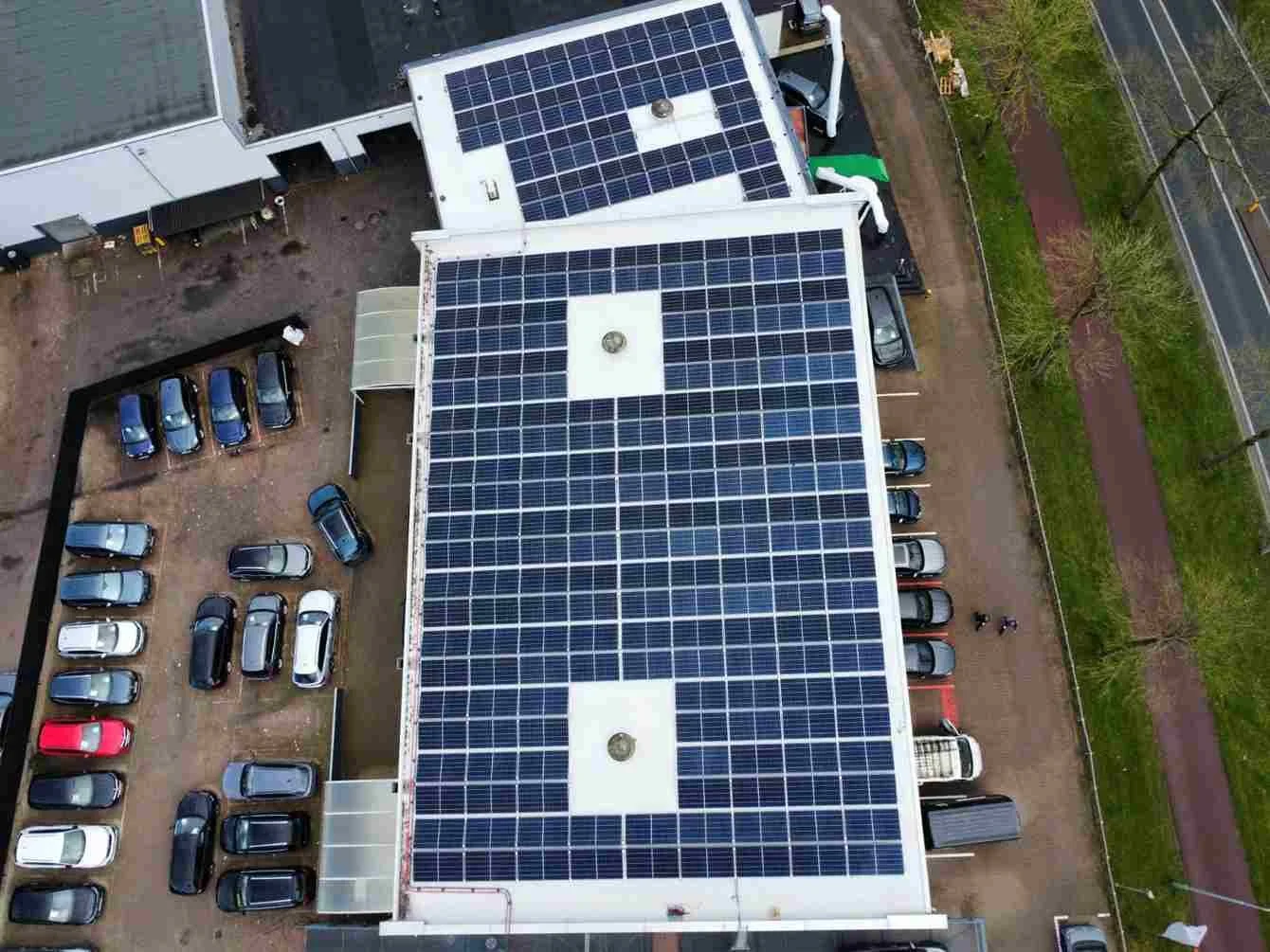 PSE-Energy Zonnepanelen, Solarcarports en Laadpalen voor uw bedrijf