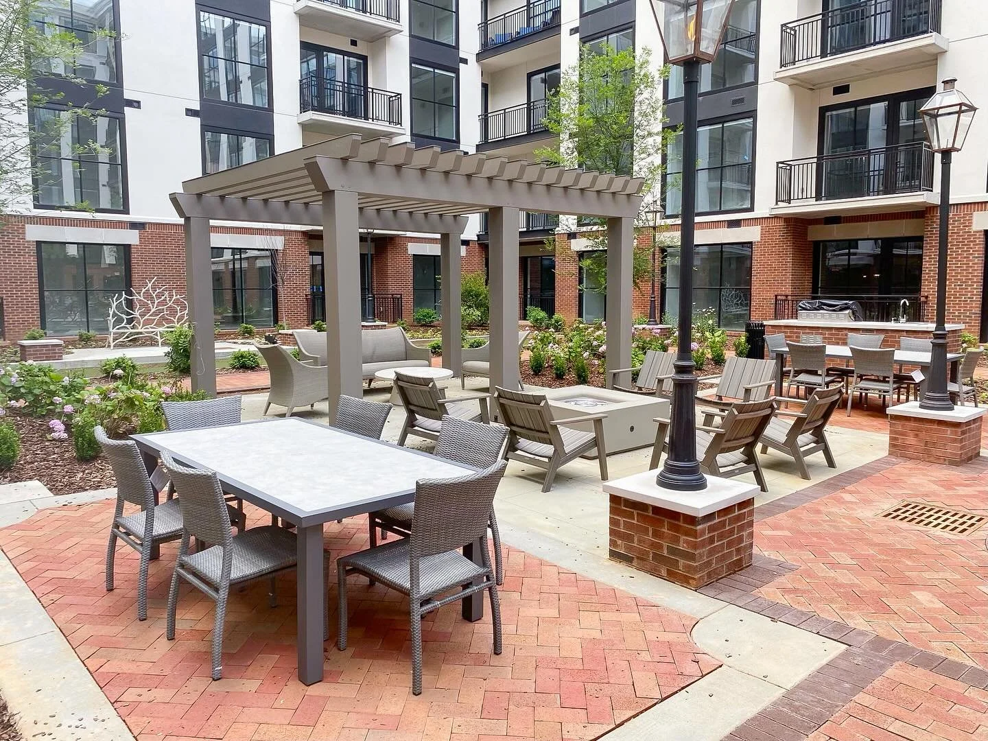 Brooks & Collier Commercial