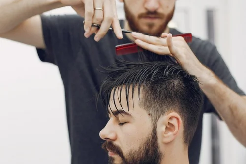 Should You Grow Your Hair Out or Keep It Short? Here’s How to Decide ...