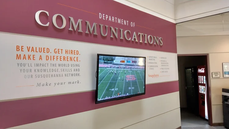 Pin-Mounted Letters — Ace of Signs