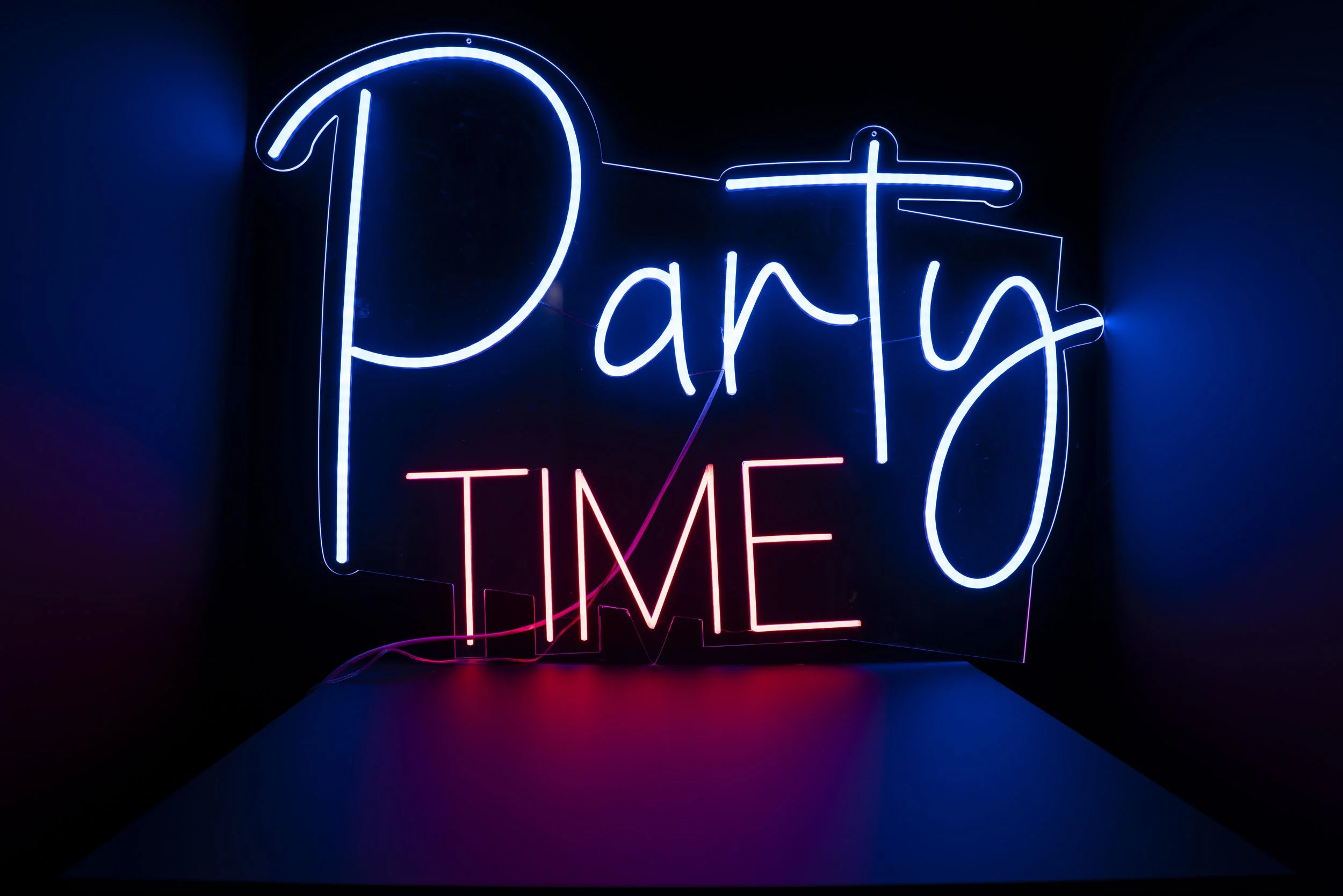 Custom Neon Signs | Personalised Neon Lights on the Sunshine Coast ...