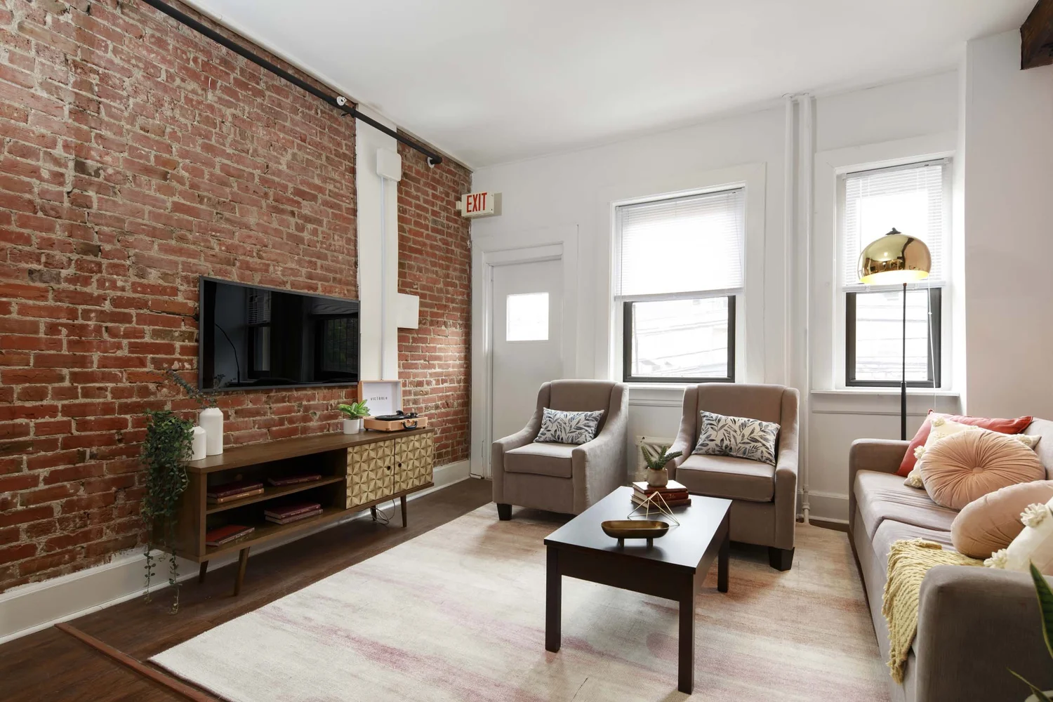 Student Apts near UPENN & Drexel in Philadelphia | Hamilton Court