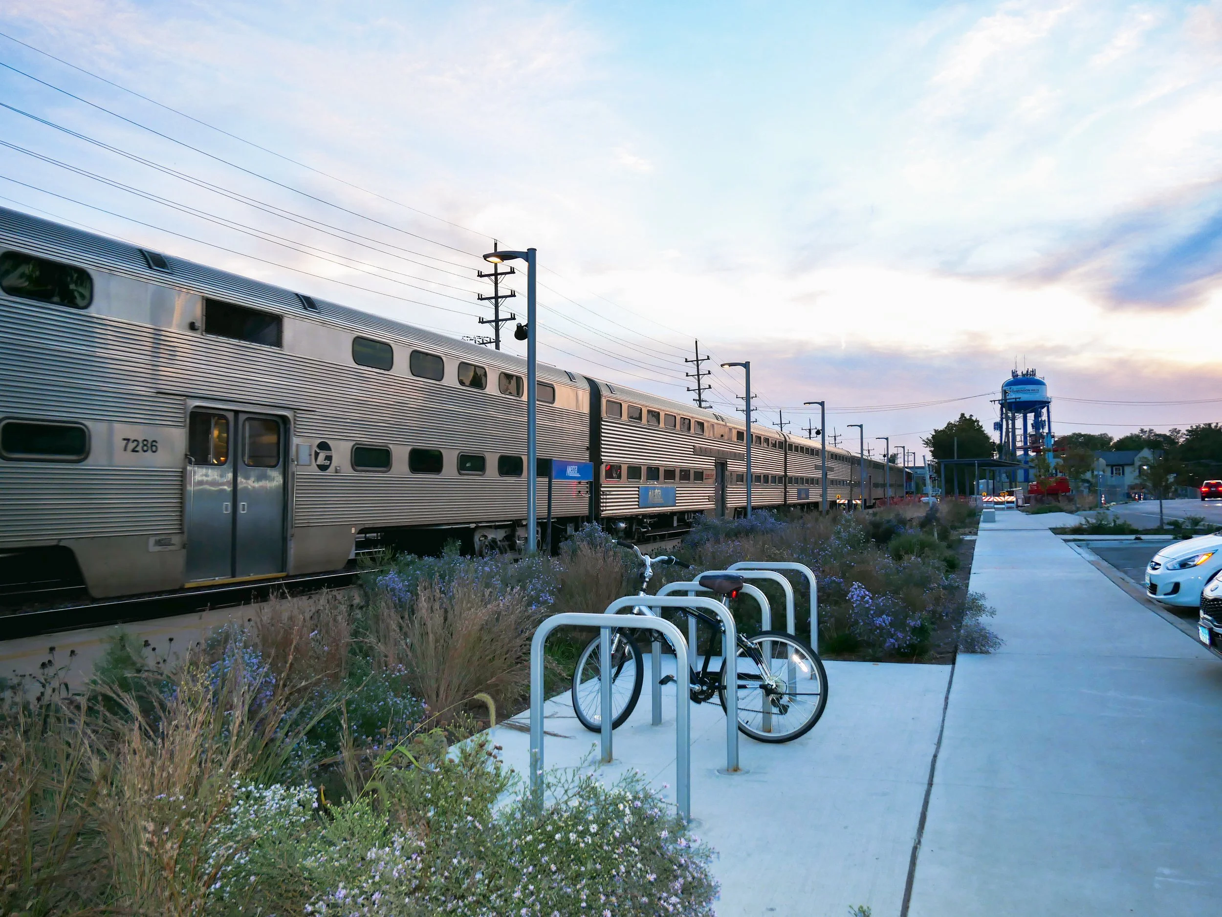 Clarendon Hills Metra Station — TERRA Landscape Architecture