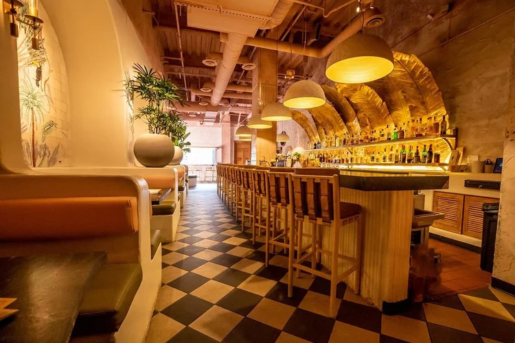 The 20 Best Cocktail Bars in Phoenix