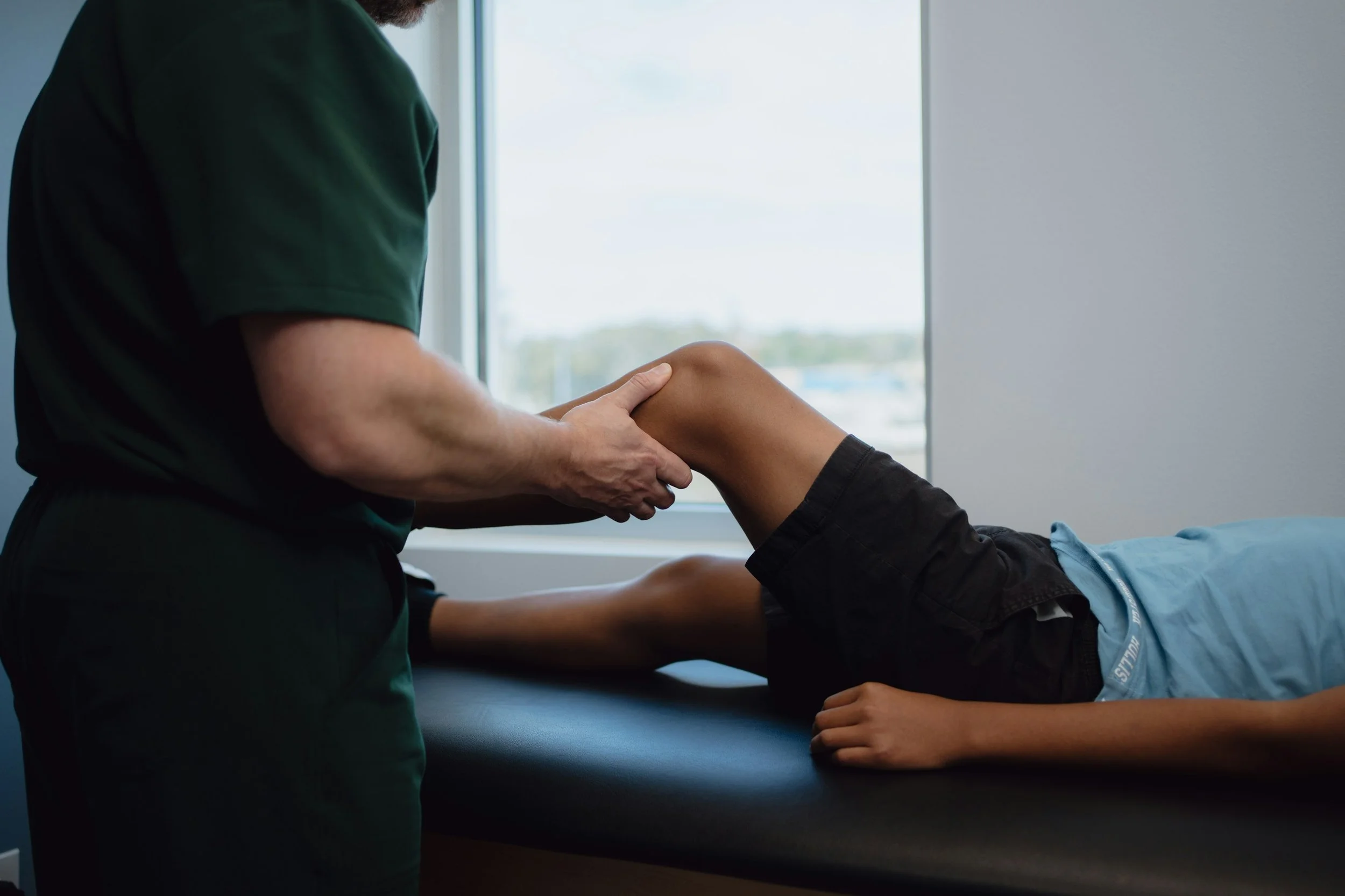 Patellar (Kneecap) Dislocation and Instability Treatment — Jeremy Rush ...