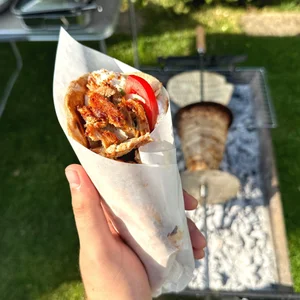 Your guide to Greek gyros: what is gyros and how is it different from ...