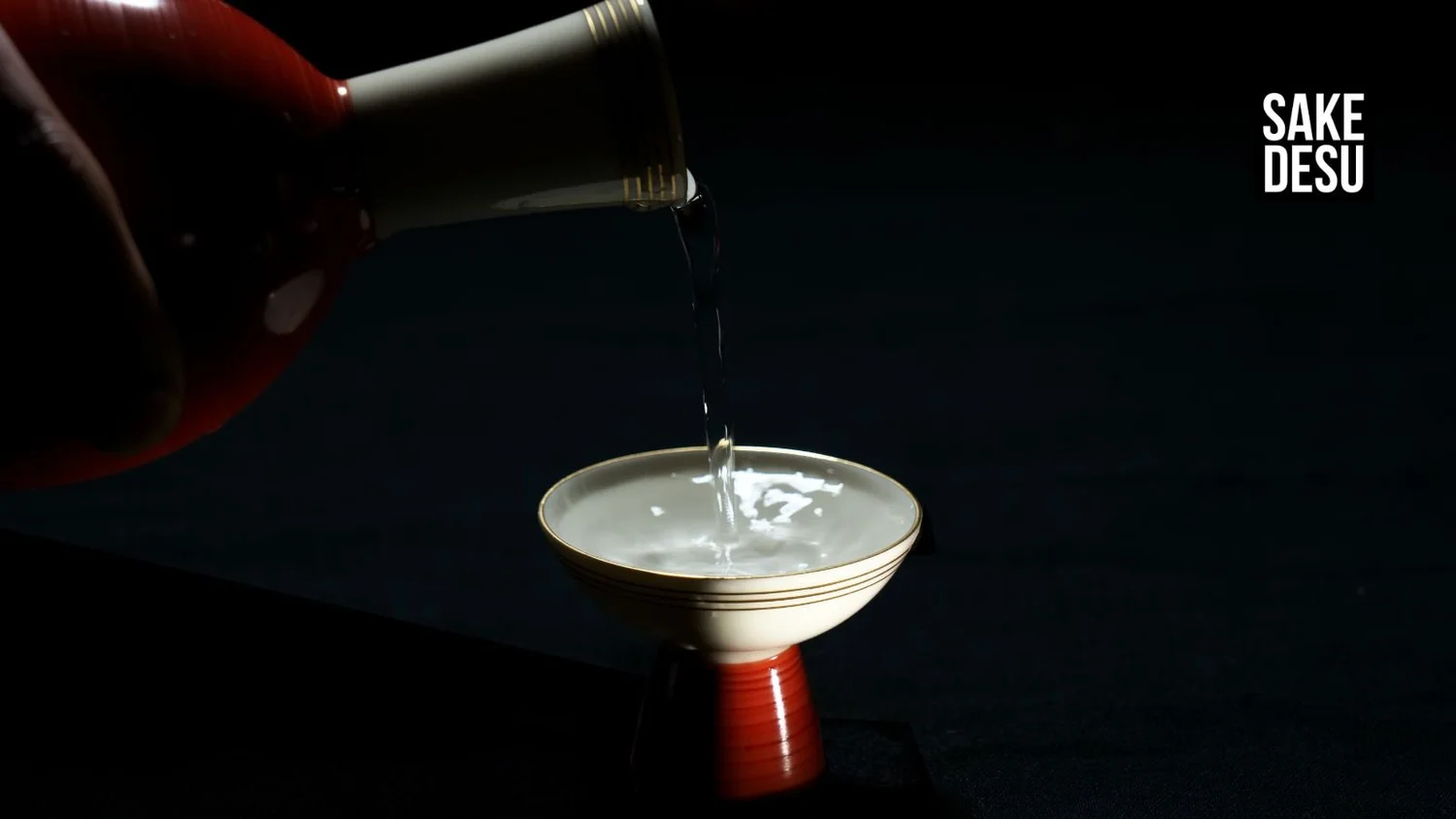 What is Honjozo Sake: Flavors, Serving & Pairing Tips