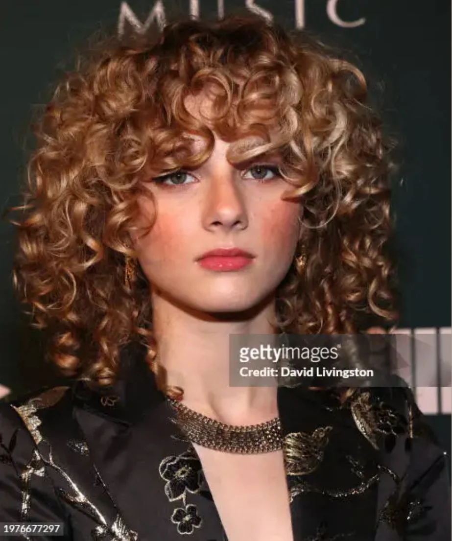 PHOTOS — GRACE BOWERS