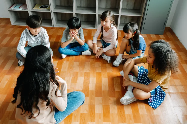 How to Create a Strong Classroom Community: 5 Tips to Ensure Your ...