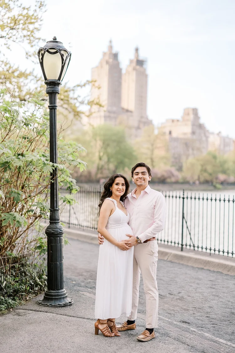 Central Park Cherry Blossom Maternity — NYC Wedding Photographer ...