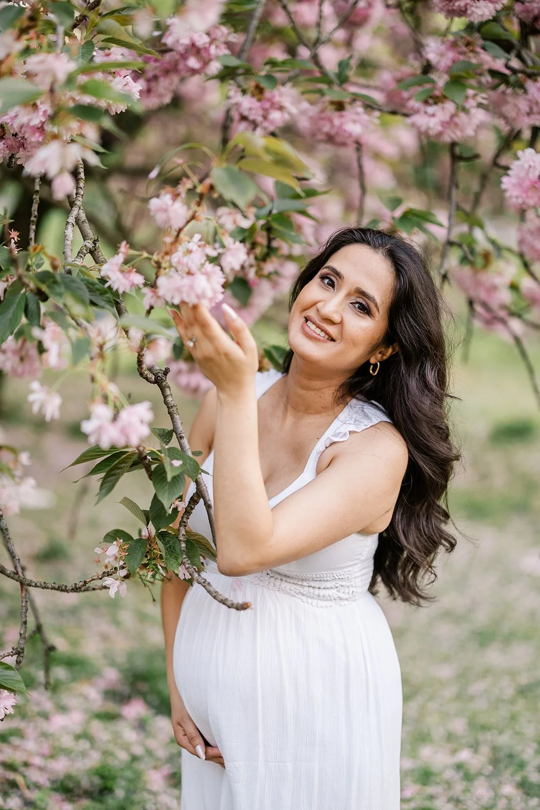Central Park Cherry Blossom Maternity — NYC Wedding Photographer ...