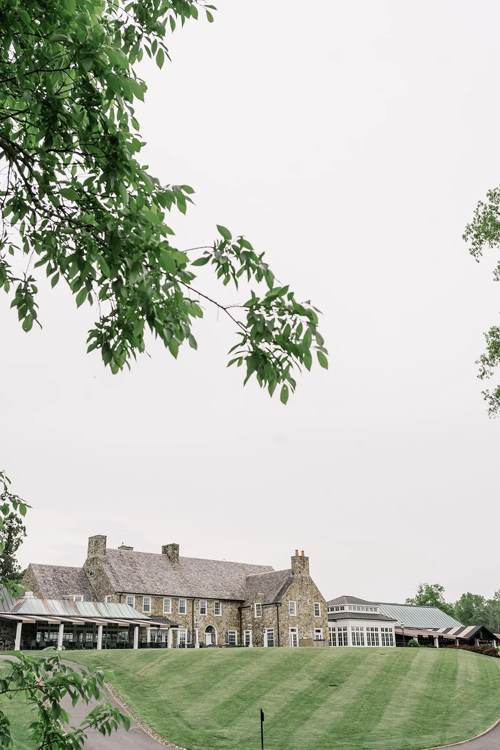 Spring Wedding at Fiddler’s Elbow — NYC Wedding Photographer | Lizzie ...