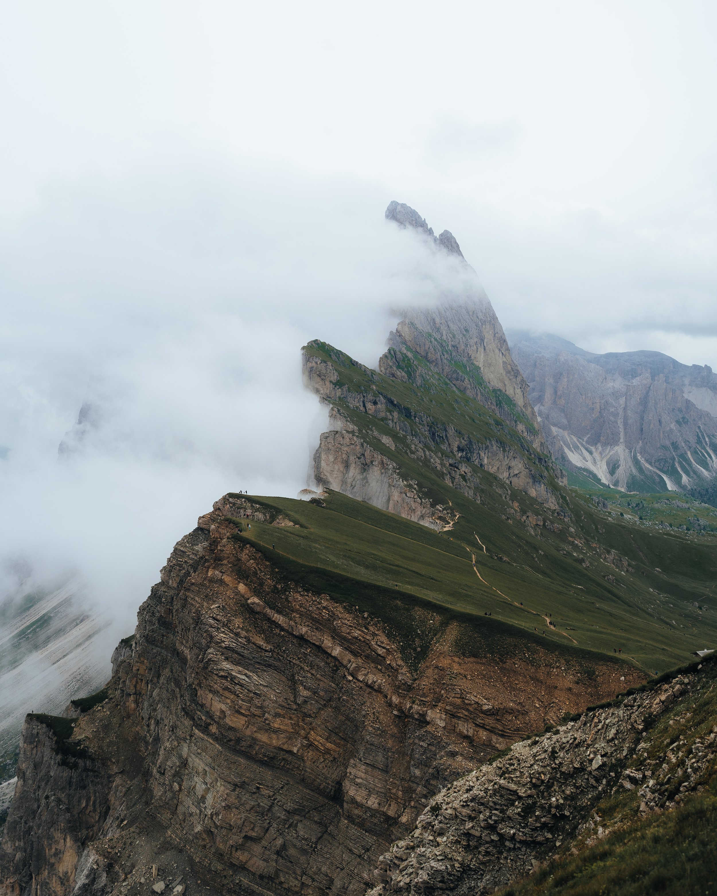 Your Dolomites travel guide — Let's go beyond