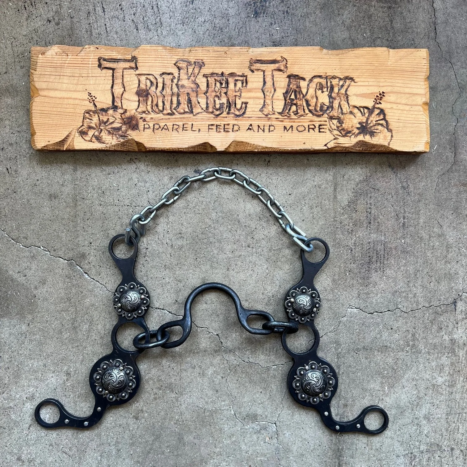 Classic Engraved Bumper Spur — TriKee Tack