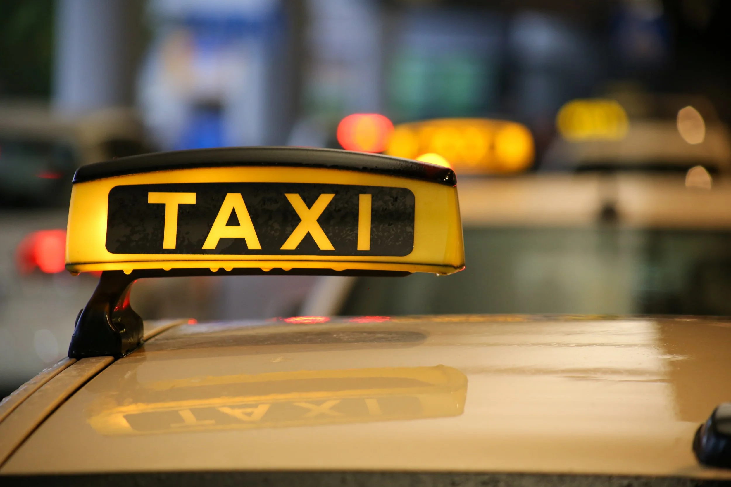Delta Cabs Service Regina - Regina Taxi Services — Delta Cabs