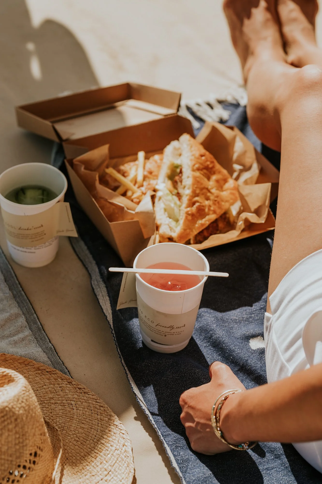 Ergon Beach House Dining — Ergon Houses