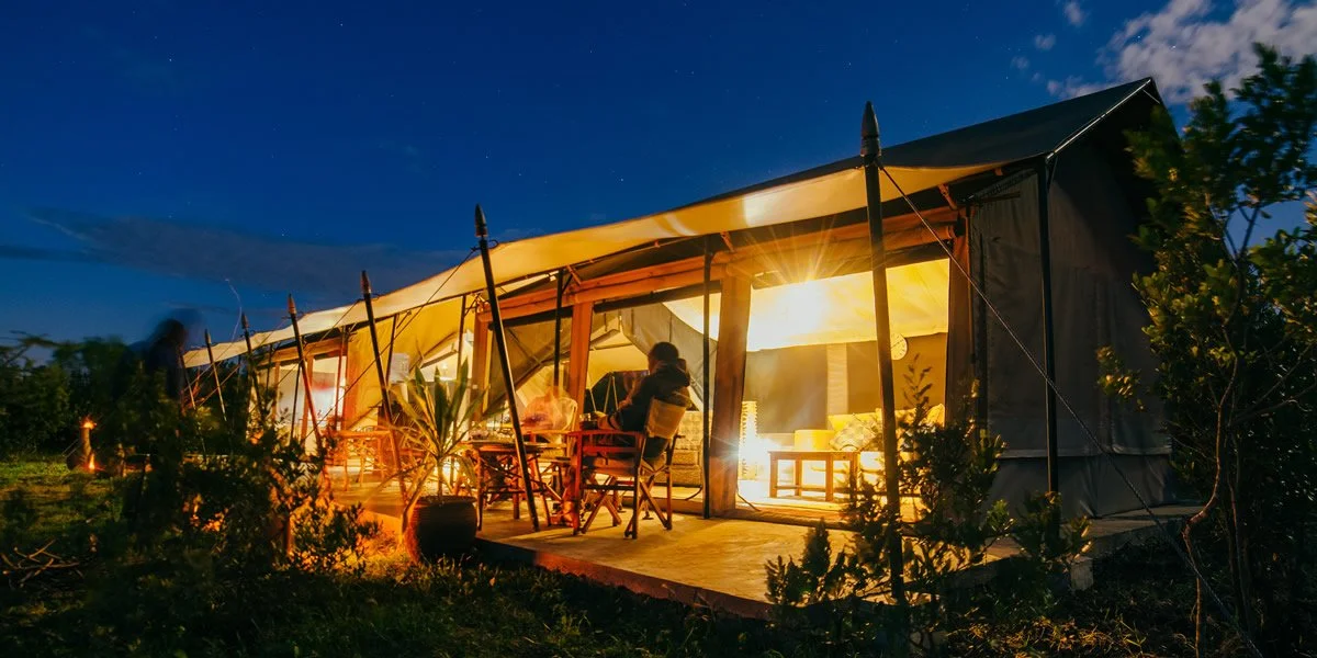 DAIGAS EDGE — SIGHTS AND SCENES KENYA