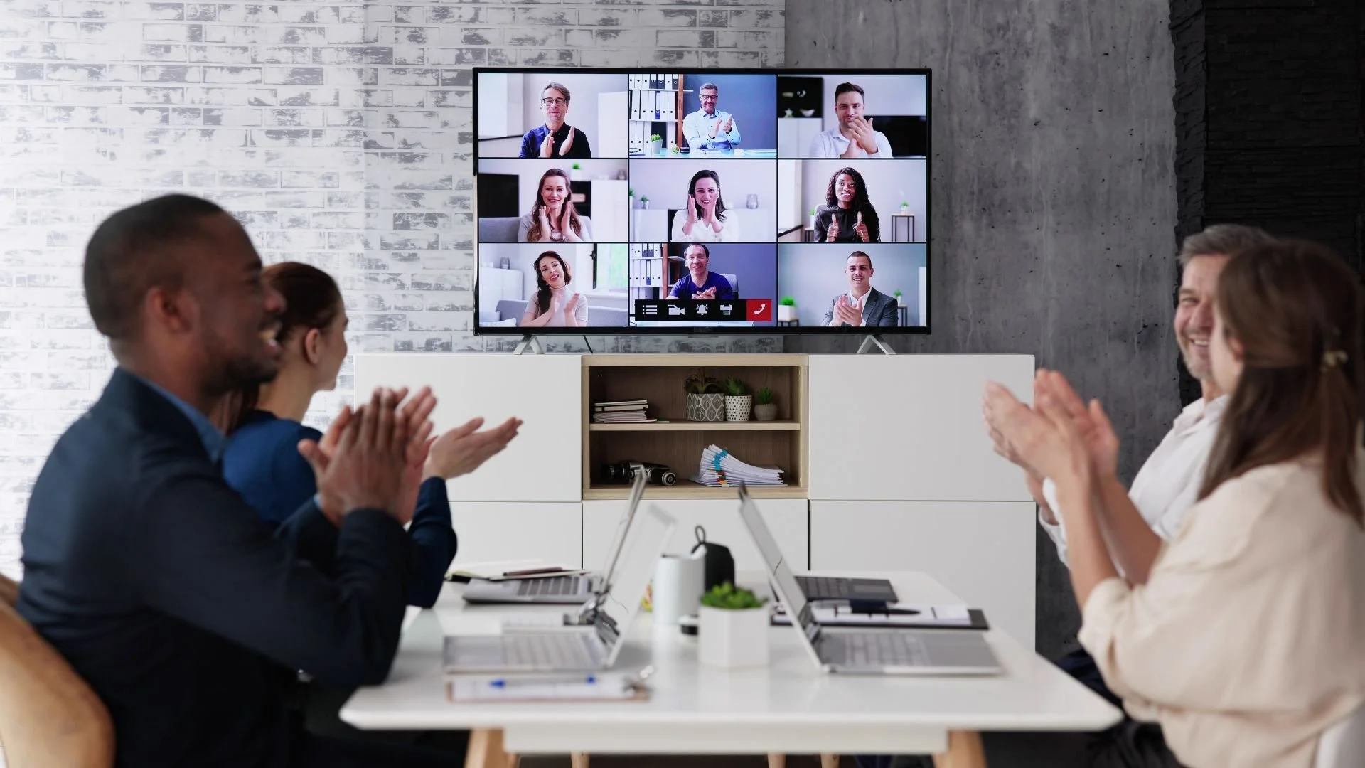 5 Behaviors of a Cohesive Team That Drive Results — PRC