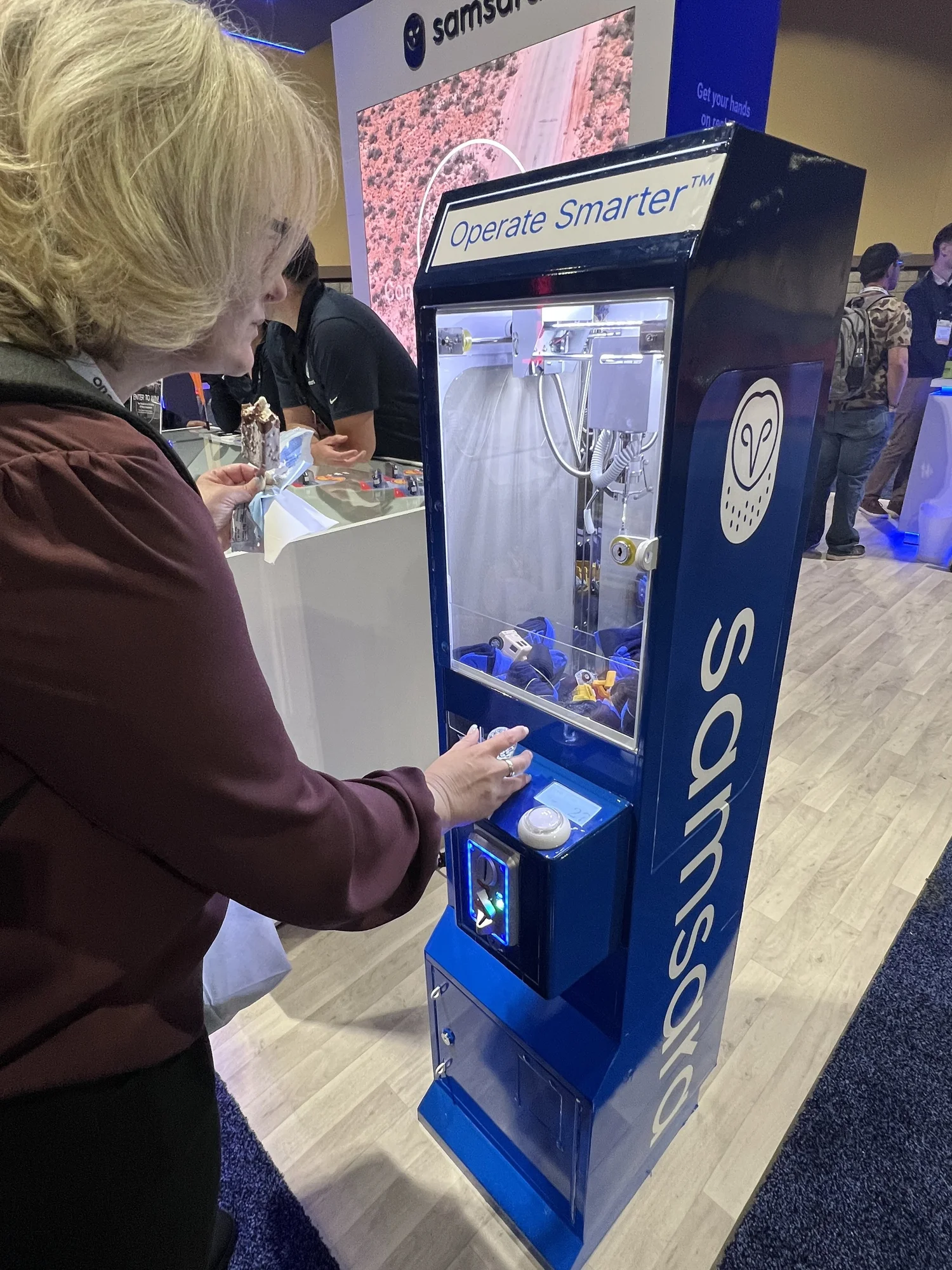 CLAWSOME - Claw Machine Event Rentals in Los Angeles