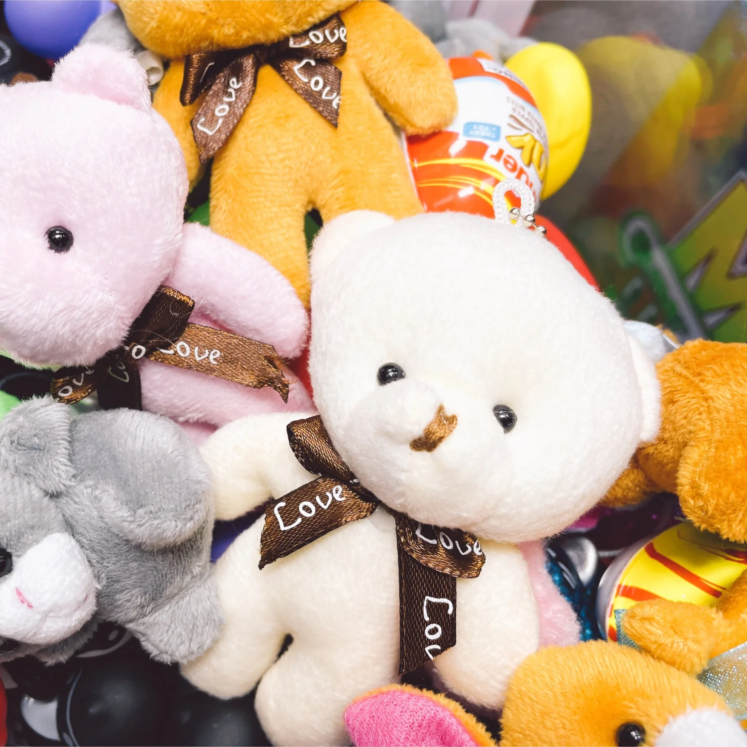 CLAWSOME - Claw Machine Event Rentals