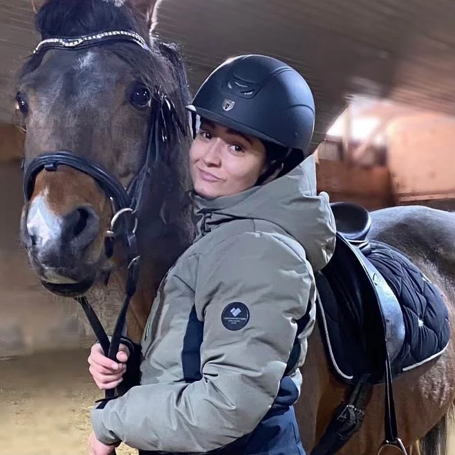 Enroll in our all-level Riding Lessons — Regent Arabians