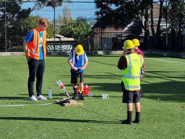 Extra Learning Experiences — St Heliers School