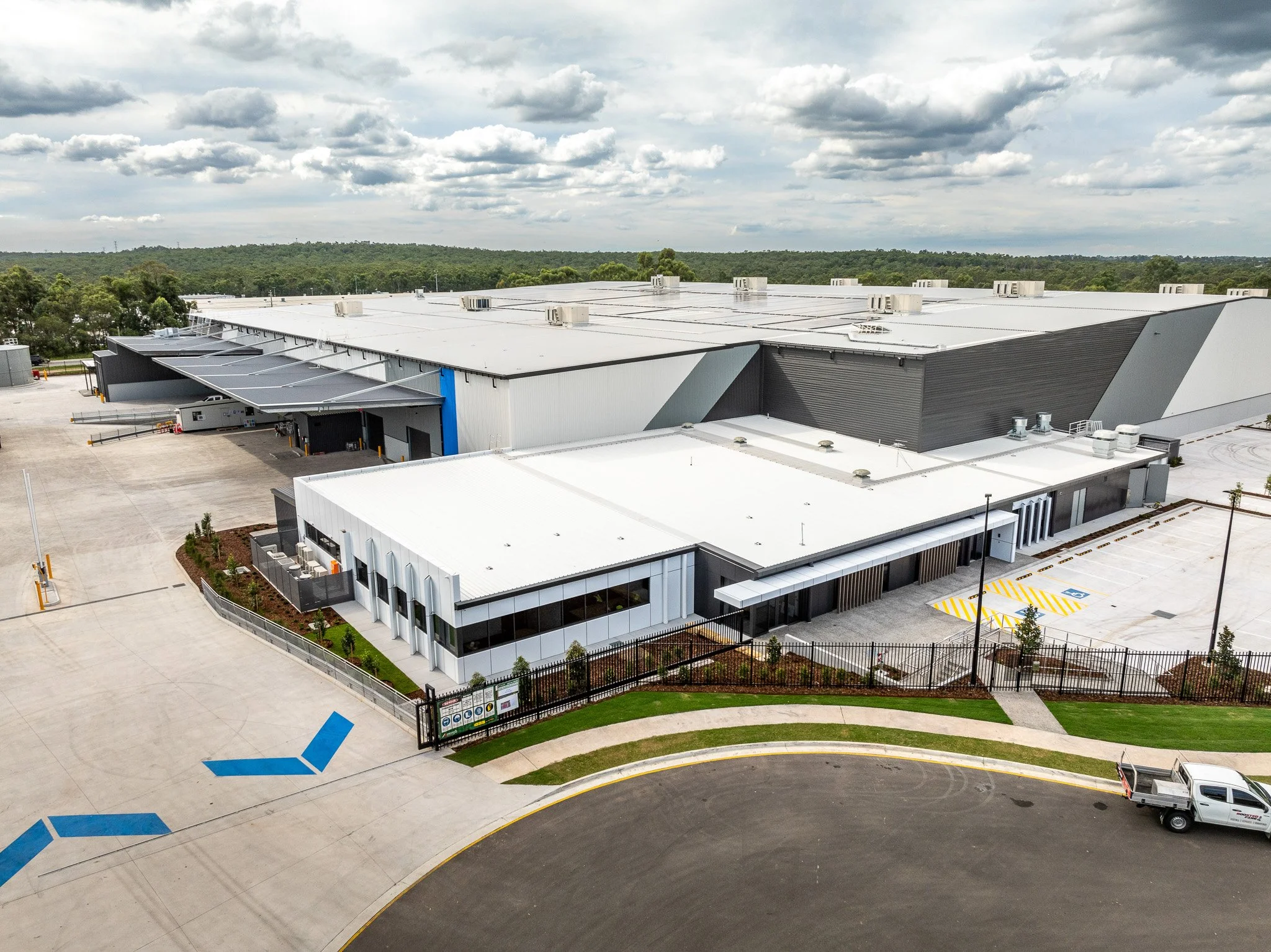 API Pharmaceutical Distribution Warehouse — Supplyhaus