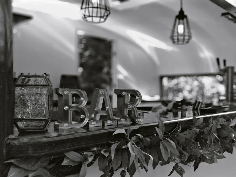 Audrey Vintage Bar: Home | Cairns & FNQ Mobile Bar Hire
