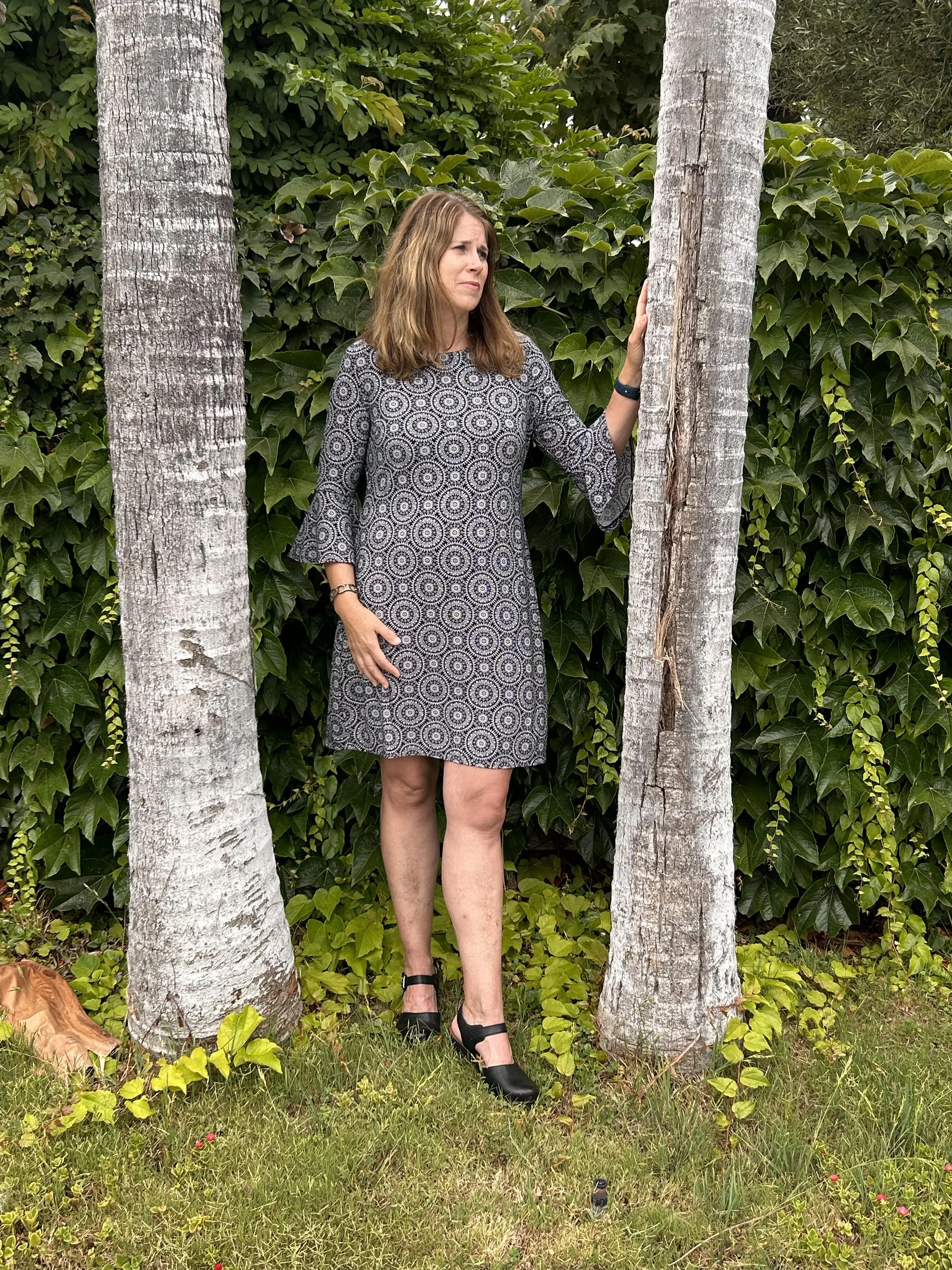 What To Wear to a Funeral: A Woman’s Guide to Dressing with Respect ...