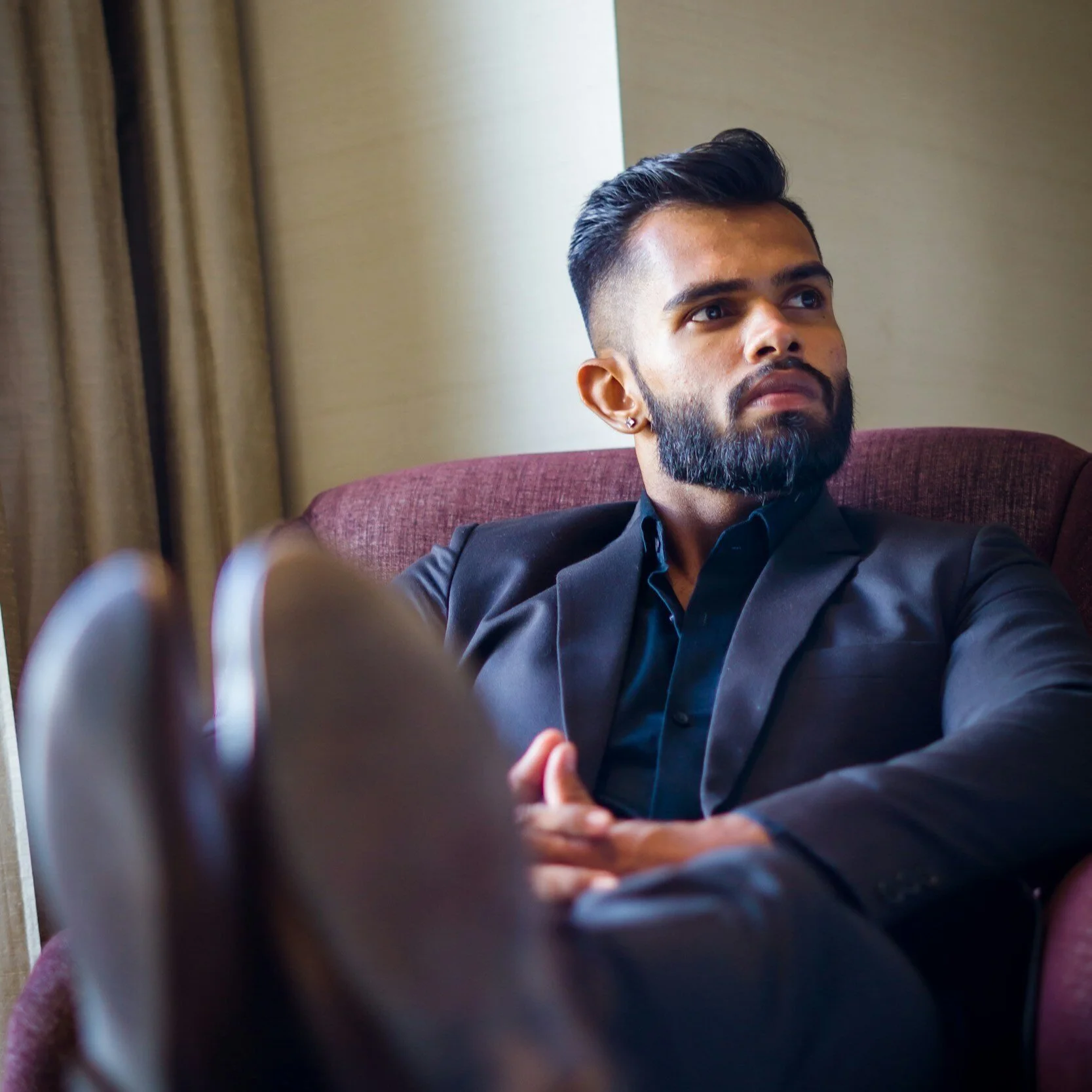 What should men wear to a funeral? — The Death Network