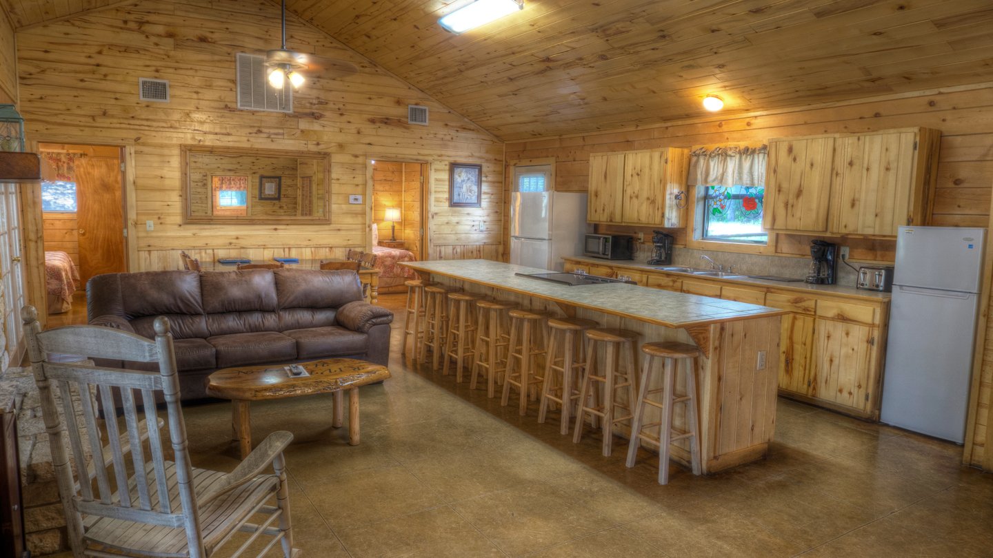 4 bed 4 bath — River Haven Cabins