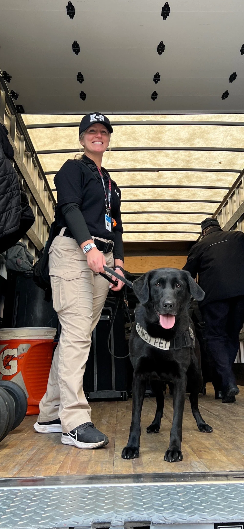PDX BOMB DOGS: EXPLOSIVES, FIREARMS, NARCOTICS, CONTRABAND DETECTION ...