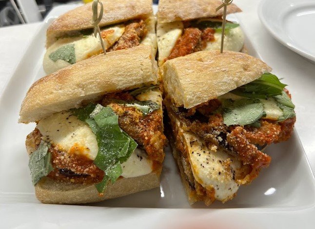 Hugo DeLuca's Italian Deli & Catering