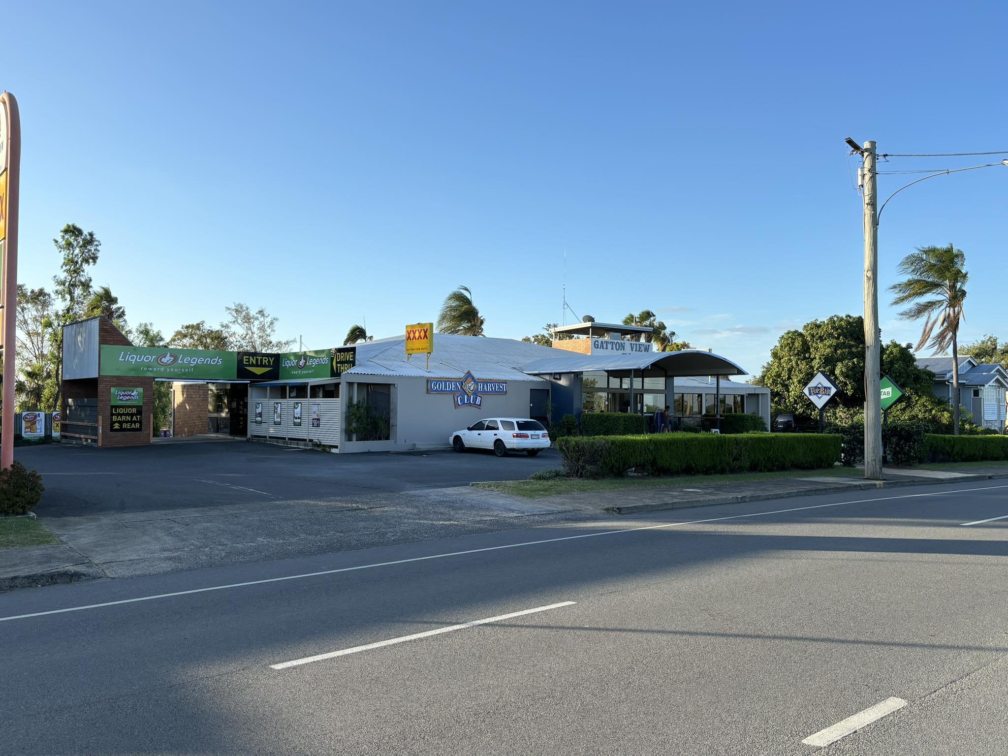 Falvey's Hotel Gatton | A Quintessentially Country Pub