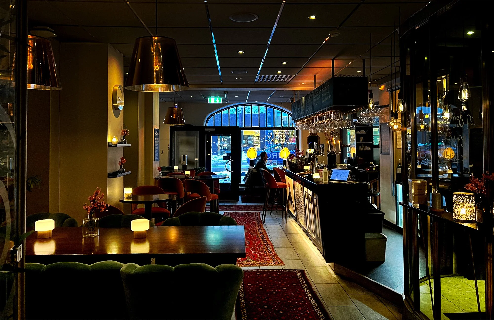 En bar & restaurang i Karlstad - Drott Bar — Nyårsafton 2024