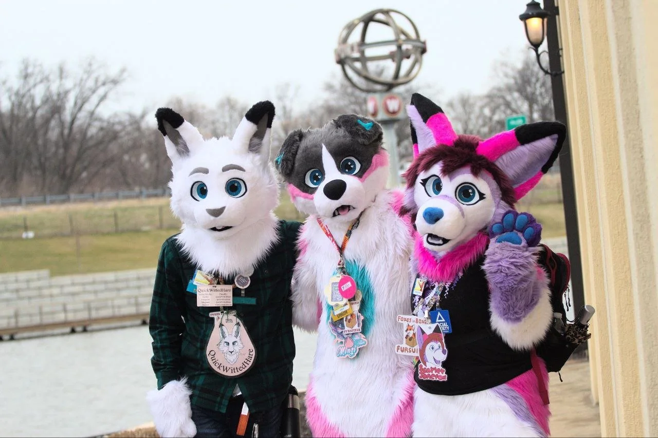 Foxes in Boxes Fursuits