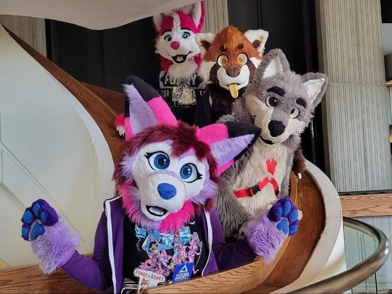 Foxes in Boxes Fursuits