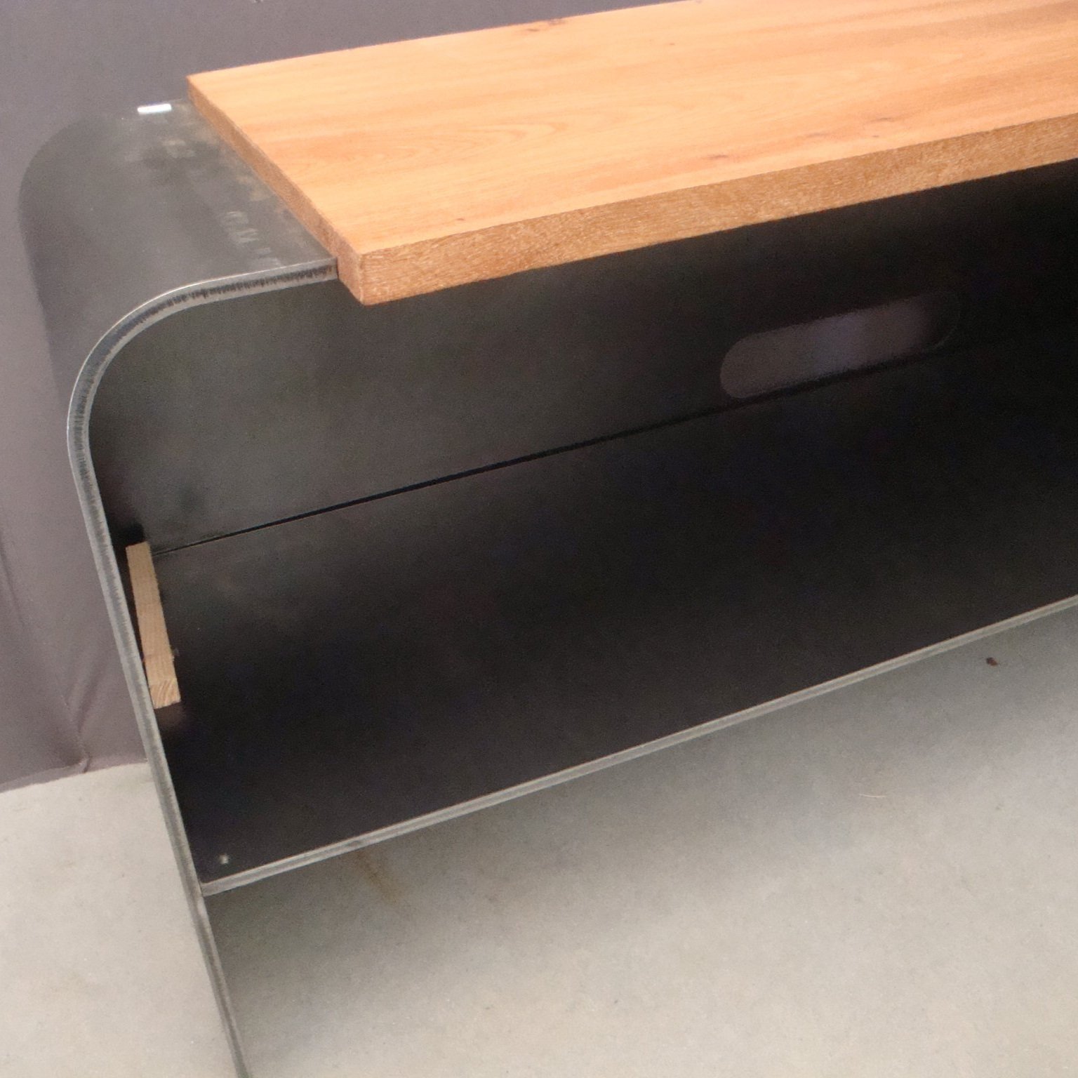 Meubles TV — JEAN-PIERRE REYMOND DESIGN