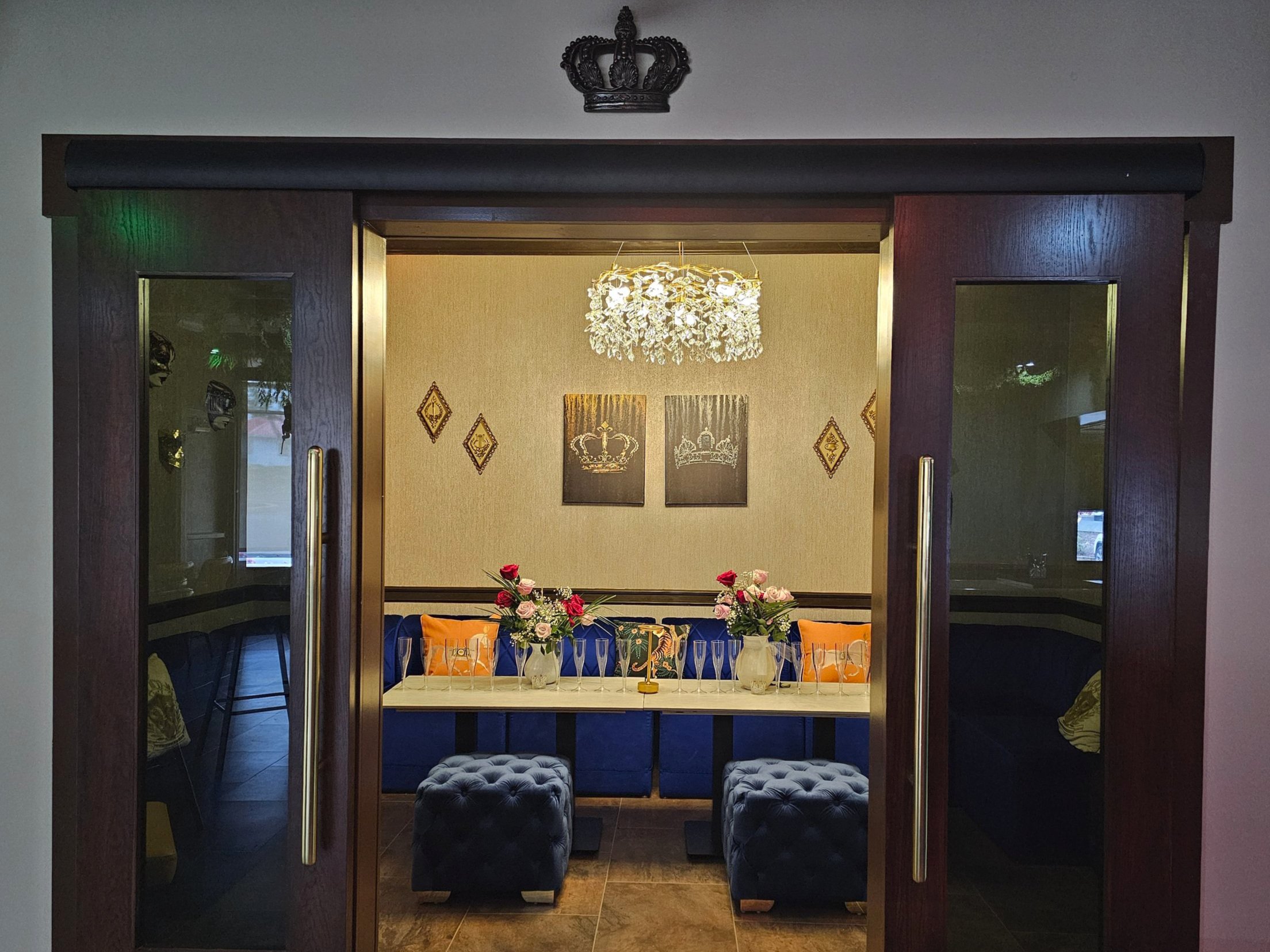 The Opulent - Restaurant & Lounge