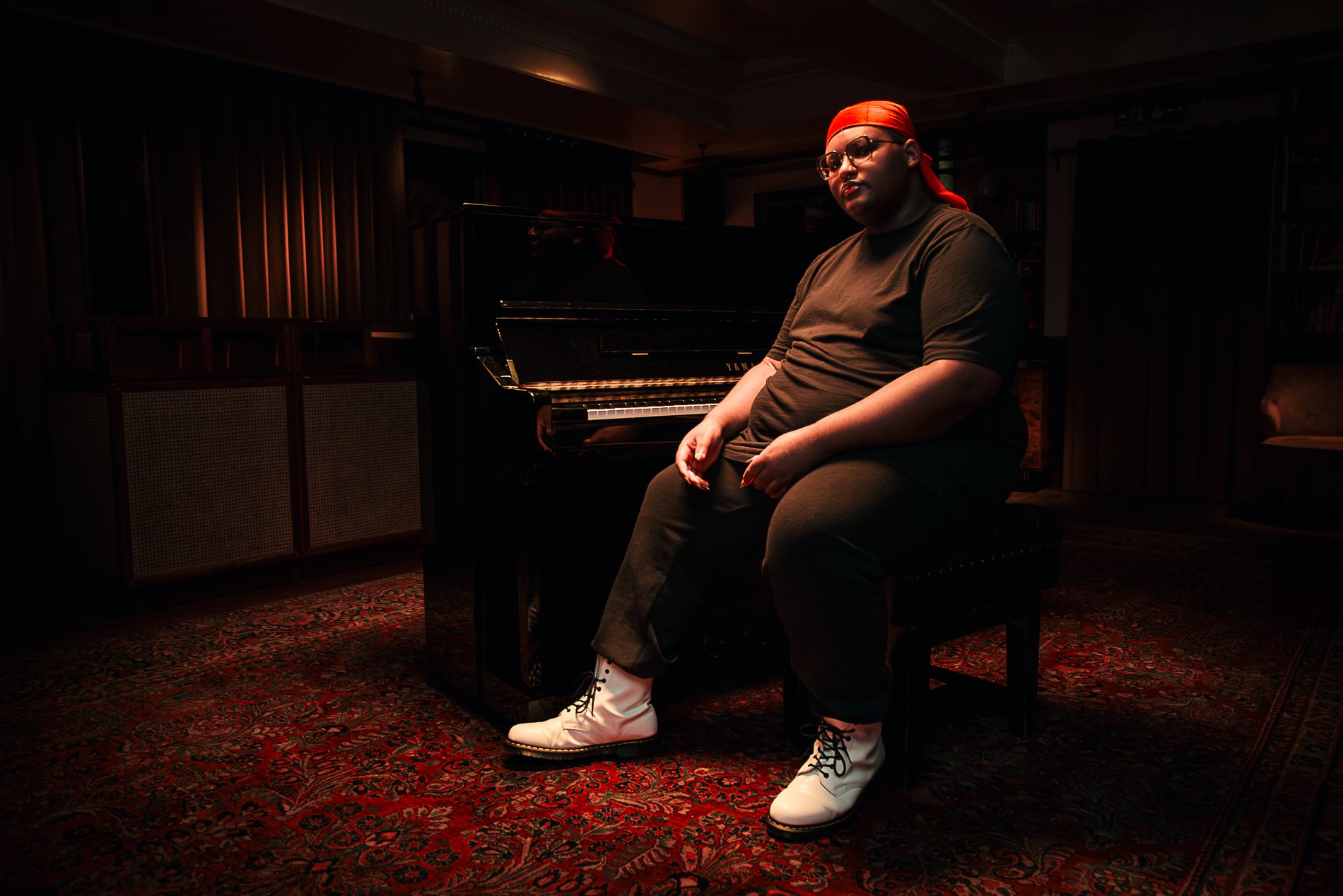 I Am Roze Brings Powerhouse Vocals With "Think For Yourself" — Stardust Magazine