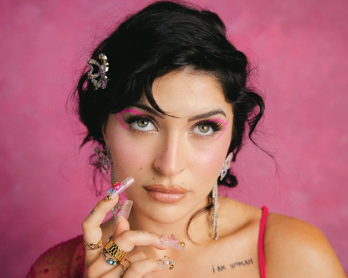 Emmy Meli Turns Anxiety in Art with "Silence" — Stardust Magazine