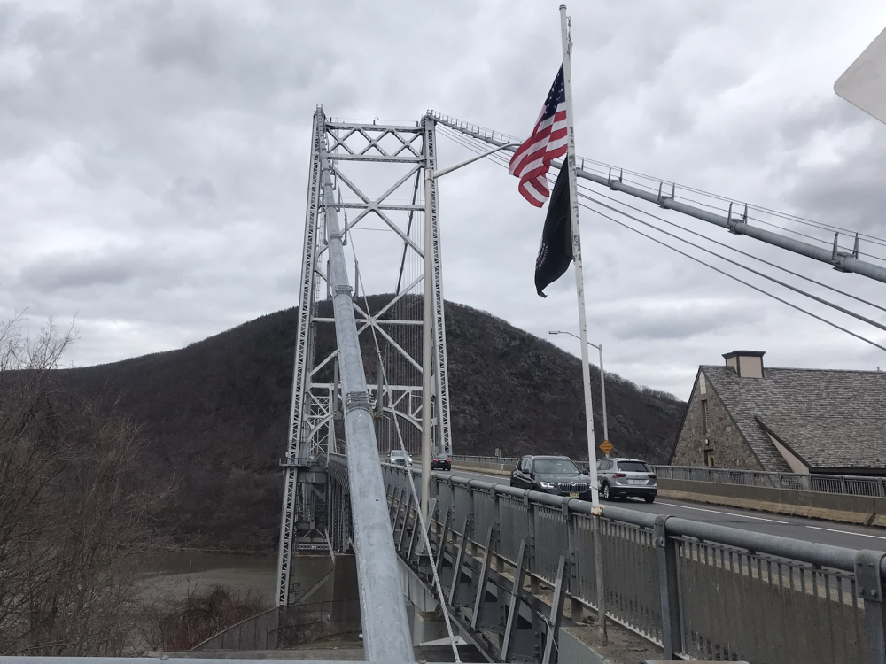 Bear Mountain Bridge (Purple Heart Veterans Memorial Bridge) (NY ...