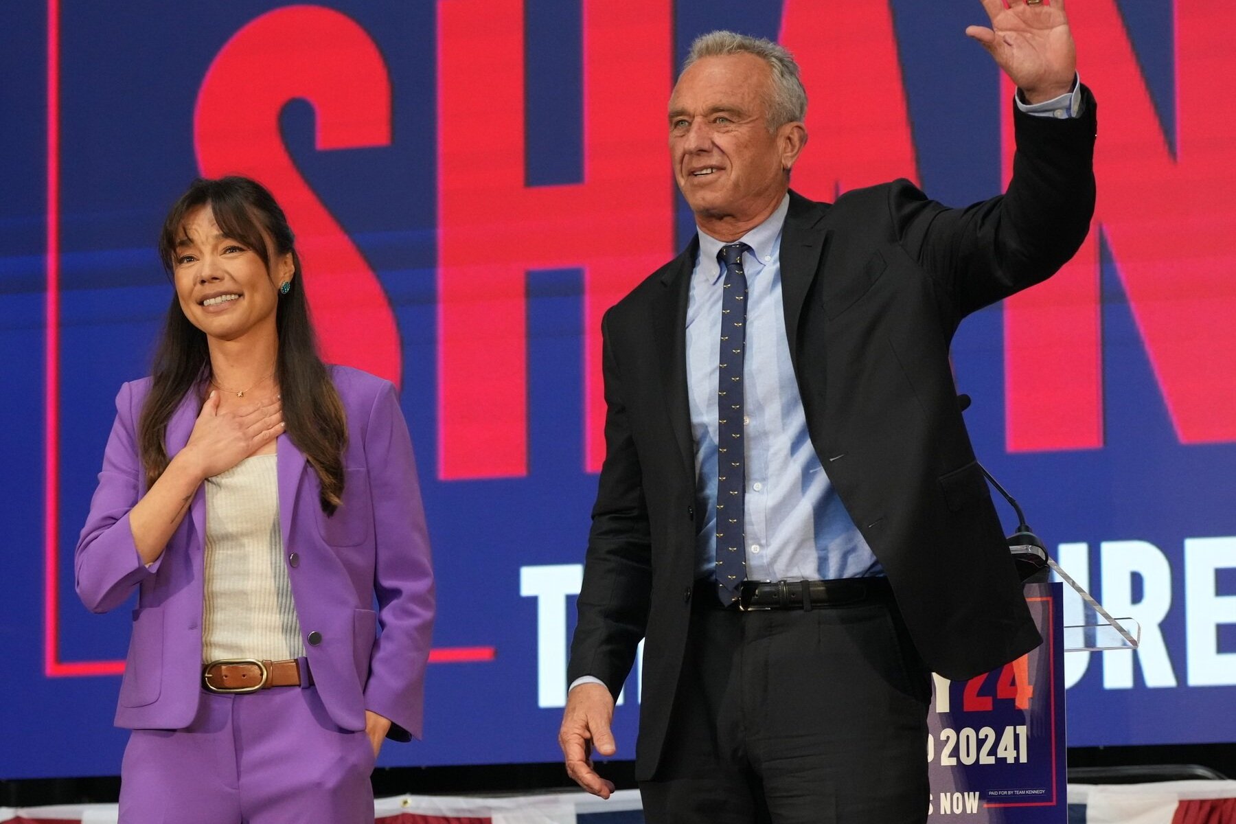 United States ready for a separation from the Two-Party System — Cami Knott