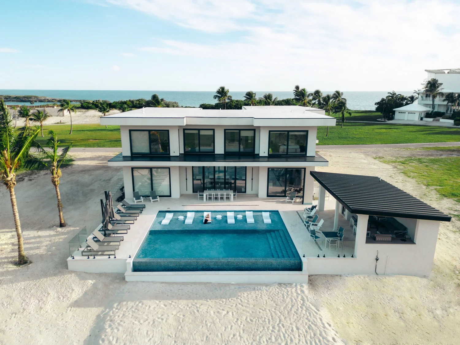 EMERALD CLUB EXUMA