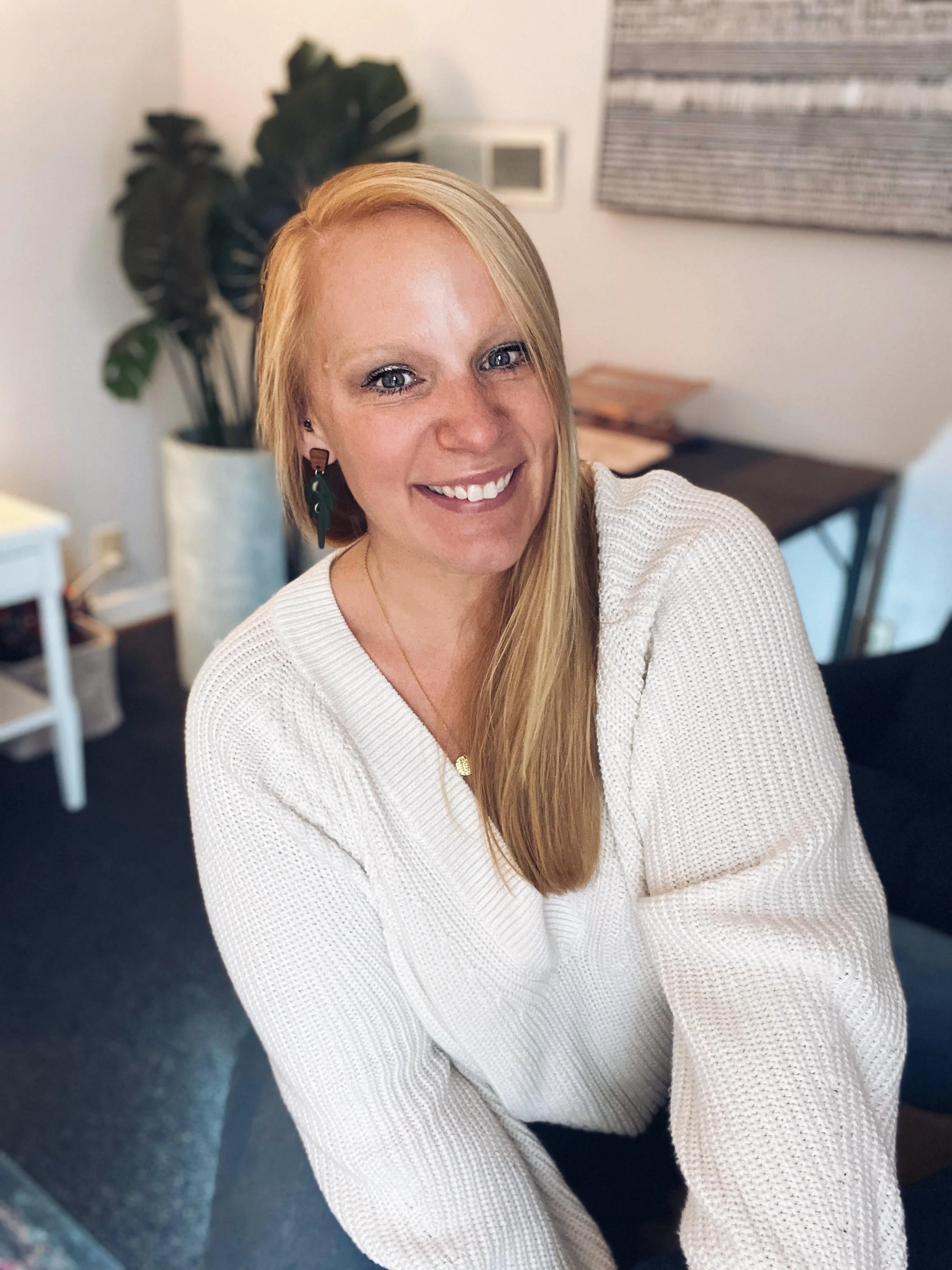 Meet the Canary Counseling Team!