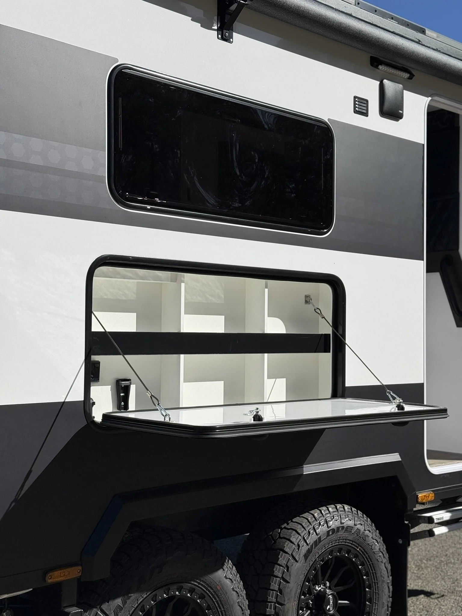 Evolve RV - Elevate Your Journey, Redefine Your Adventure.