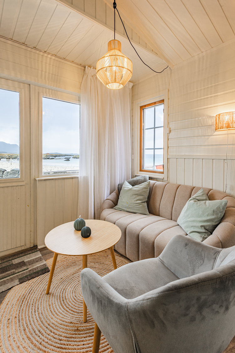 Ramberg Resort | Beachfront Apartments & Restaurant in Lofoten