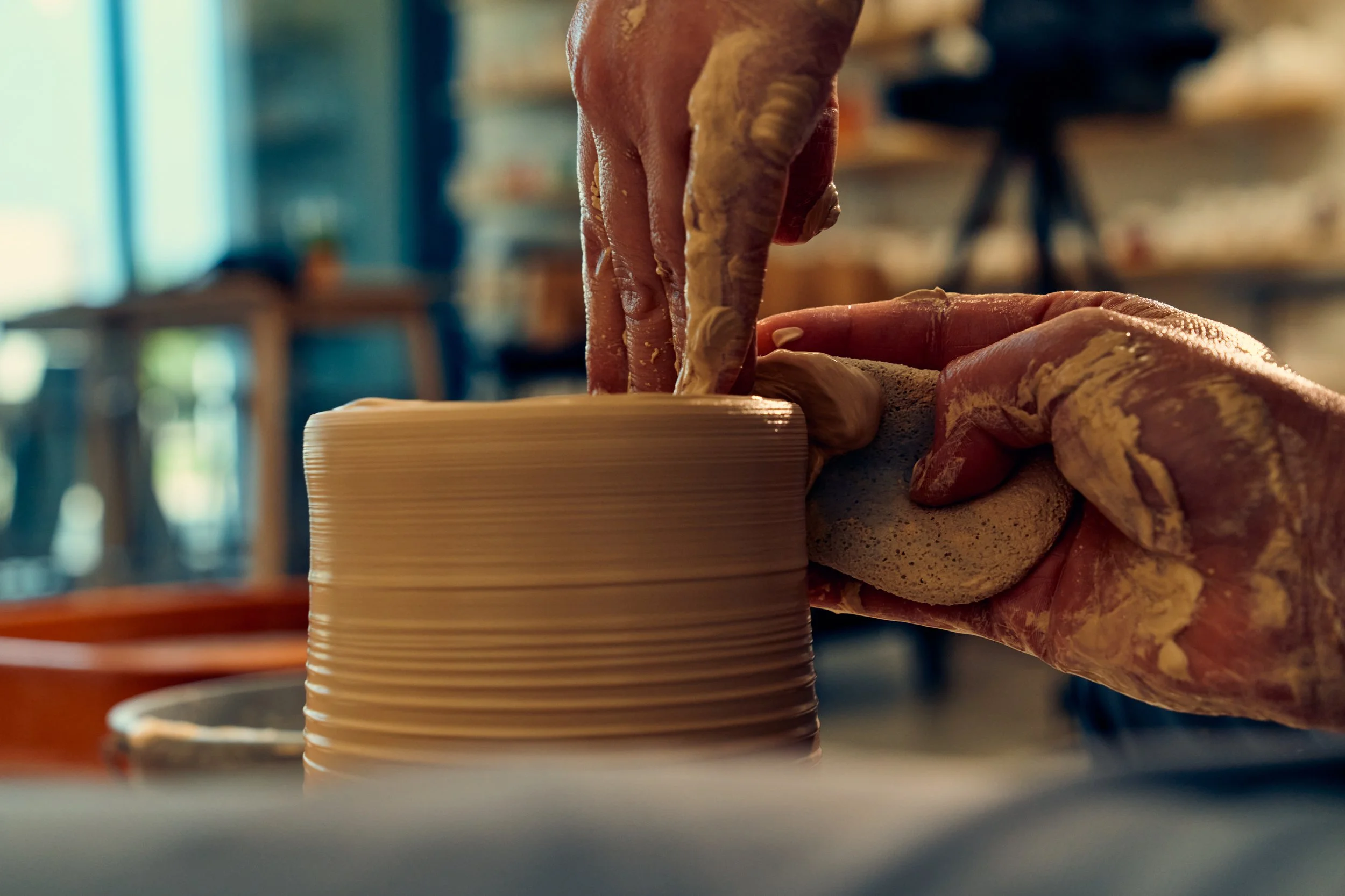 Mud Hut Pottery Studio - Pottery Classes Riverside